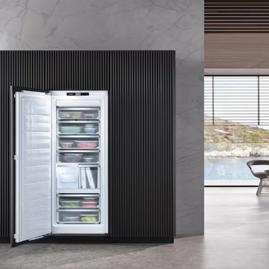 Tủ đông âm tường kết hợp Miele FNS 7794 E
